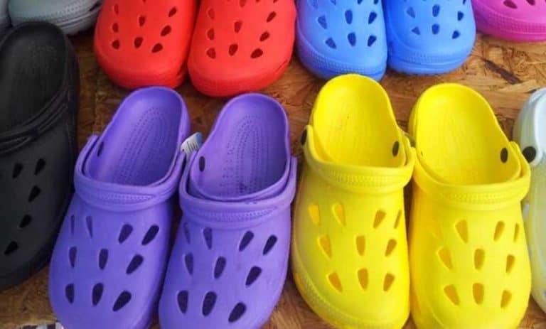 Can You Run In Crocs? (Everything You Need To Know!) - Shoes Matrix